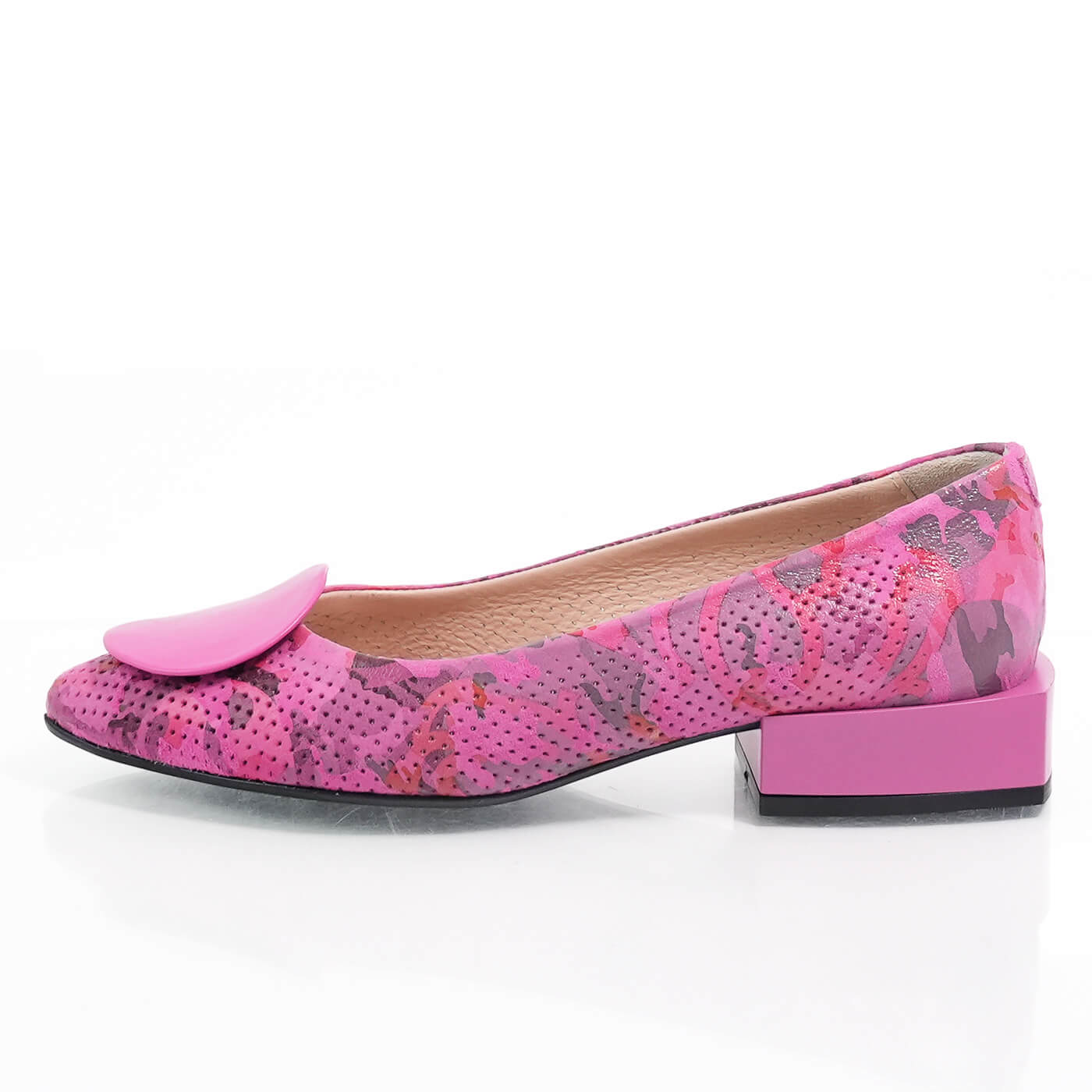 Fii in trend cu cele mai noi modele de pantofi eleganti | Capricia