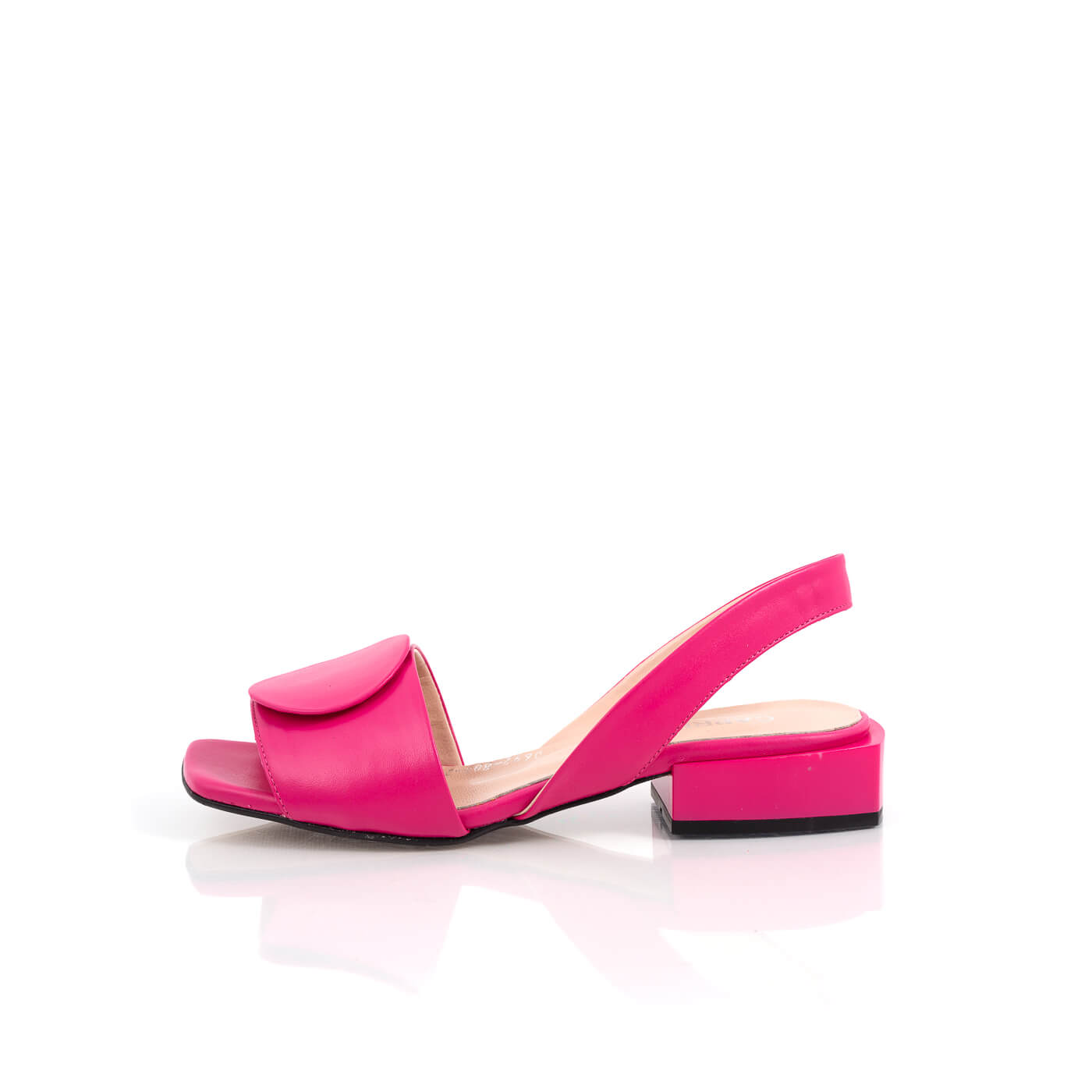 Sandale dama piele - Zeci de modele la super preturi | Capricia